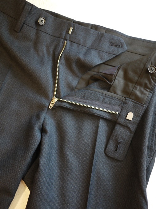 ピンでヘッドなトラウザーです。/ CANDIDUM "PINHEAD CLOTH TROUSER" (2020.09.02 ...